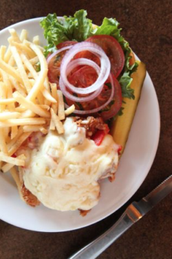 Foreside Tavern - The Maine Mag