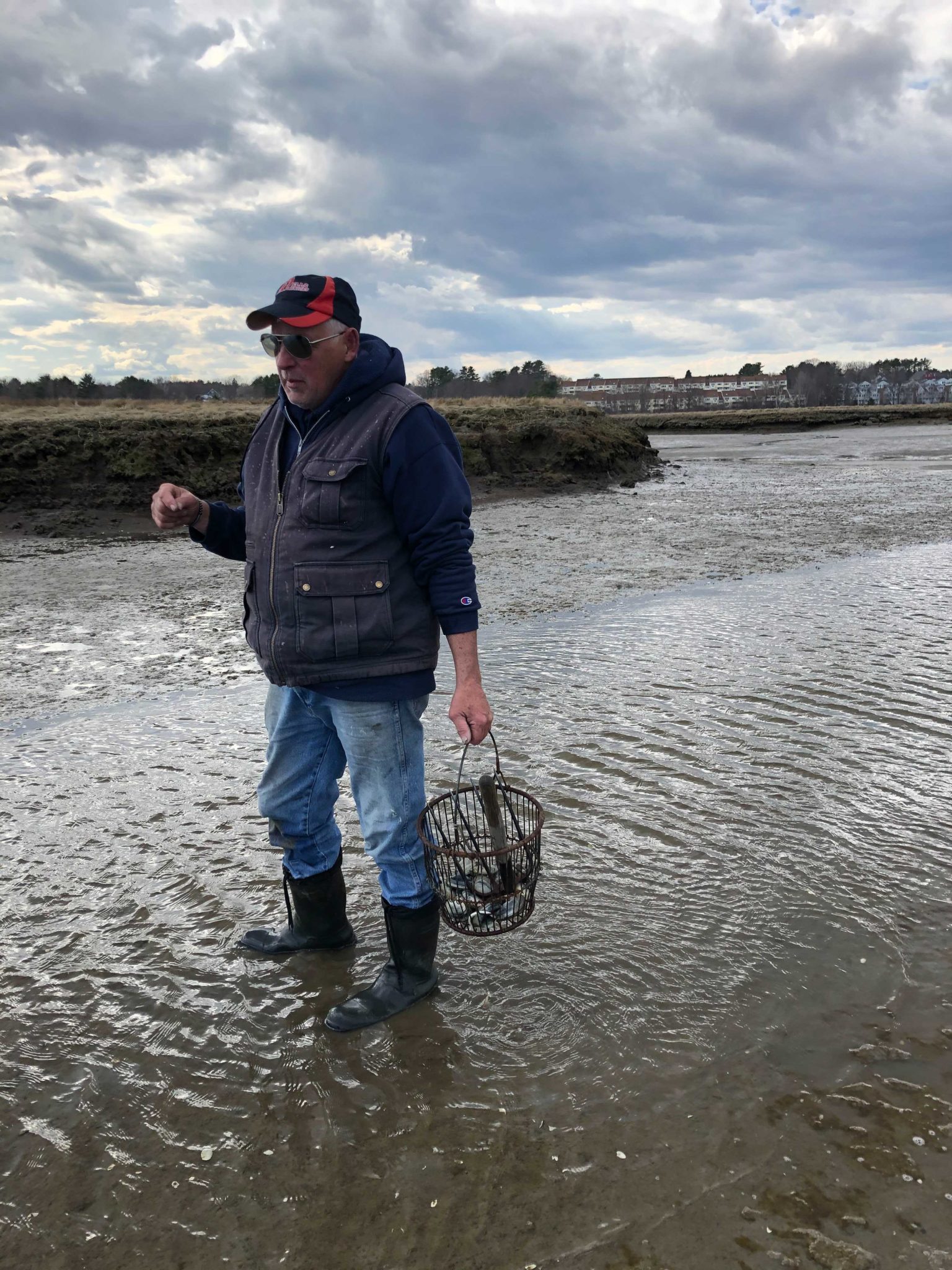 How to Go Clamming - The Maine Mag