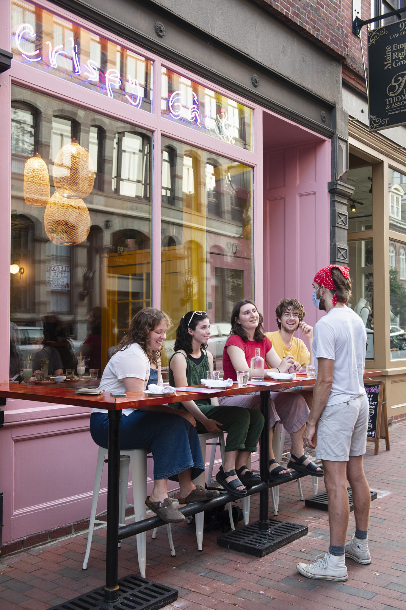 Crispy Gài Dishes Out Thai Fried Chicken and Tropical Vibes - The Maine Mag