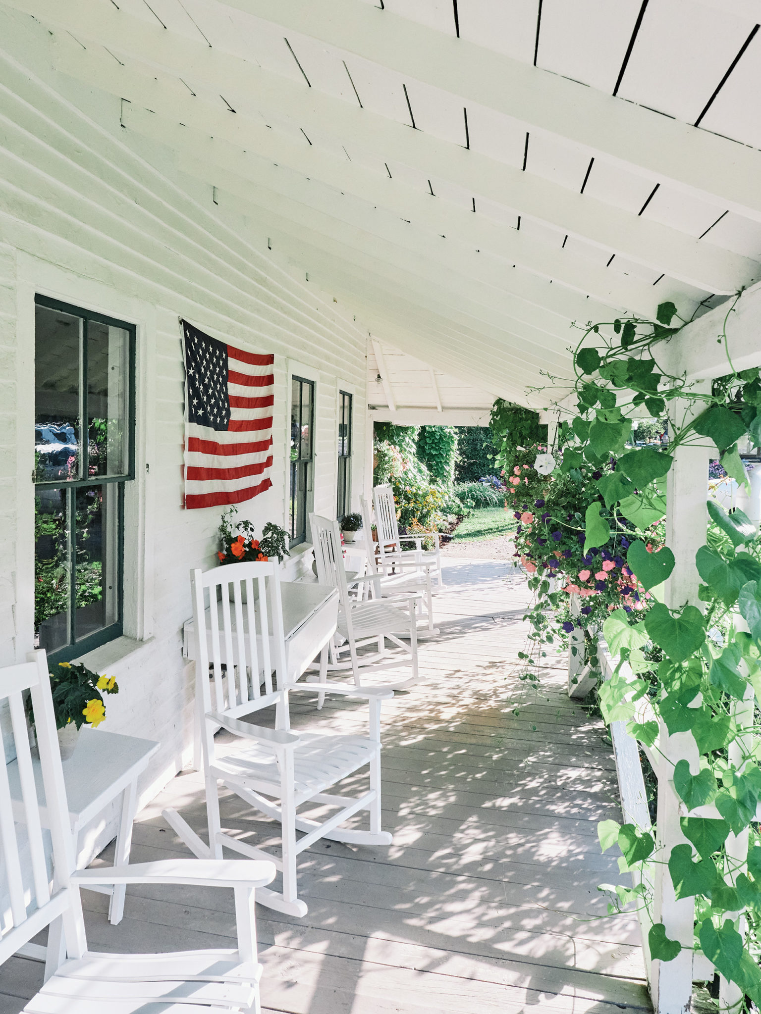 The Retro-Cool Coastal Maine Inn to Visit This Summer - The Maine Mag