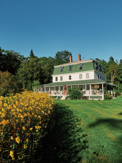 The Retro-Cool Coastal Maine Inn to Visit This Summer - The Maine Mag