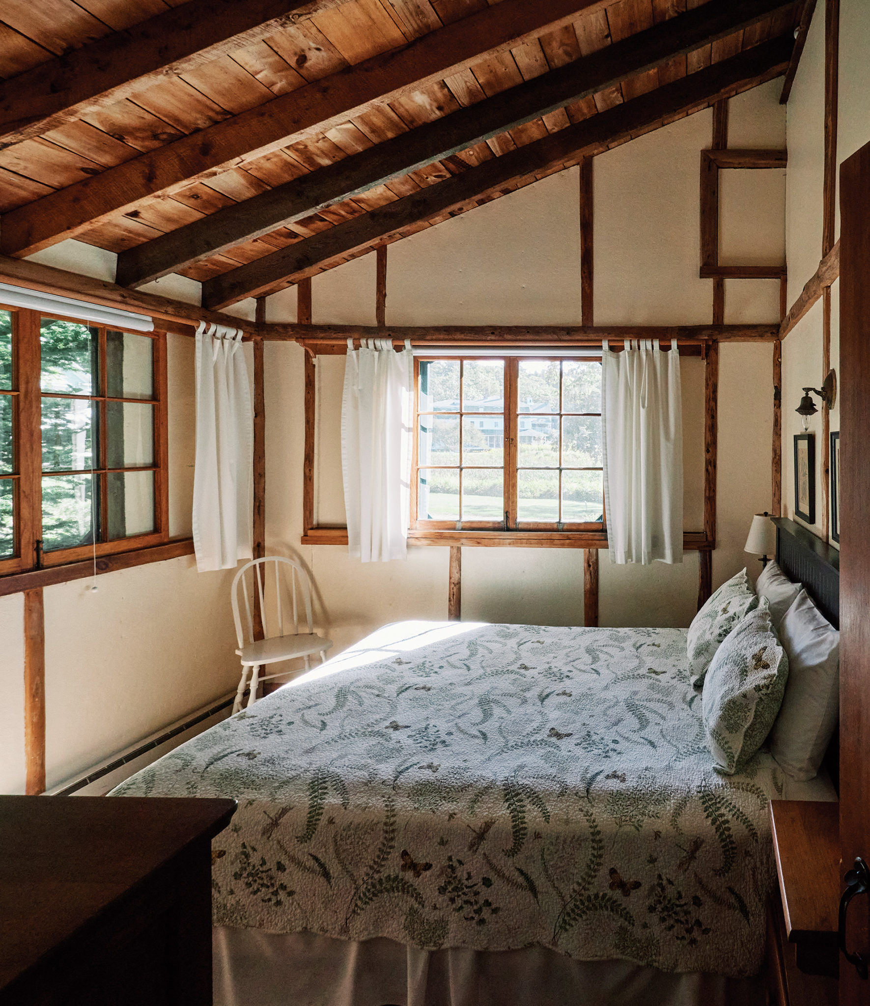 The Retro-Cool Coastal Maine Inn to Visit This Summer - The Maine Mag